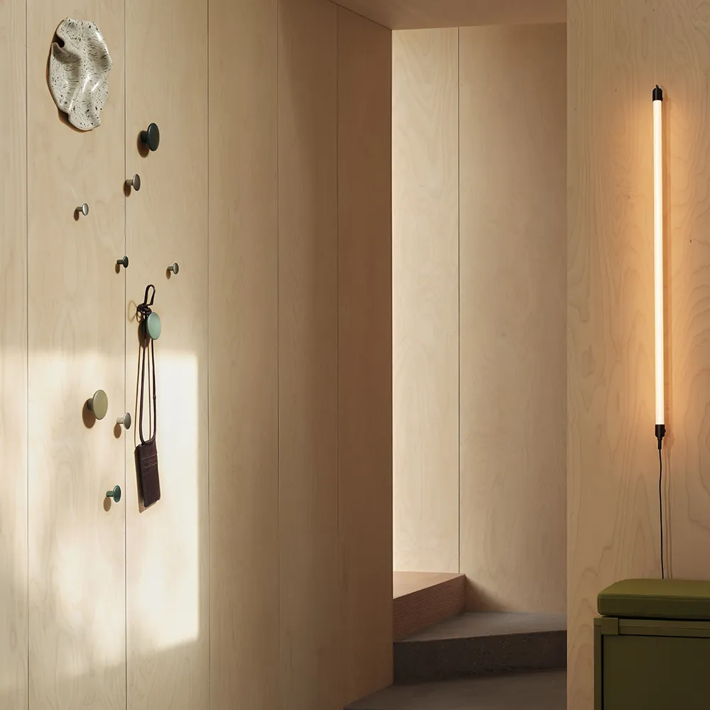 Muuto Dots Metal Ø5 cm- Light Green | Köp från Hulténs