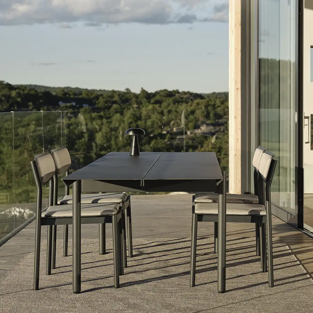 B45 matbord 90x180 cm antracit Brafab | Köp dina utemöbler från Hulténs