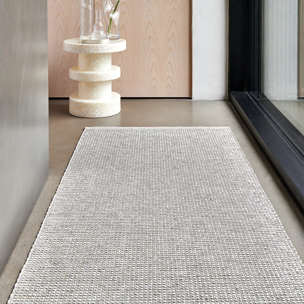 Pappelina Emm matta 70x120 cm Fossil Grey/Stone Metallic | Köp från Hulténs